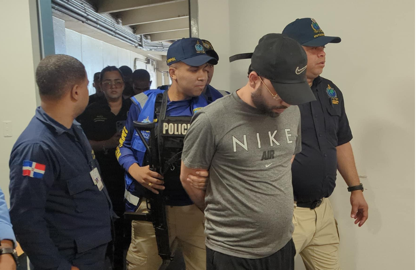 Mandan a juicio oral a Gilbert Reyes » contextohn.com