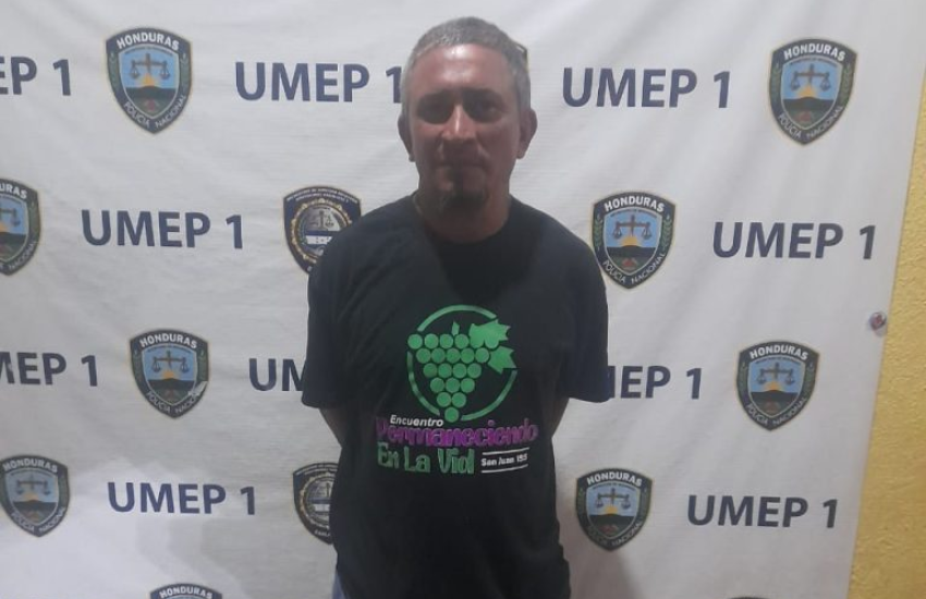 Hombre golpeó a su mujer y le prende fuego a su casa » contextohn.com