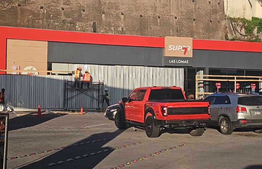 Cientos de negocios se blindan ante temor a disturbios » contextohn.com